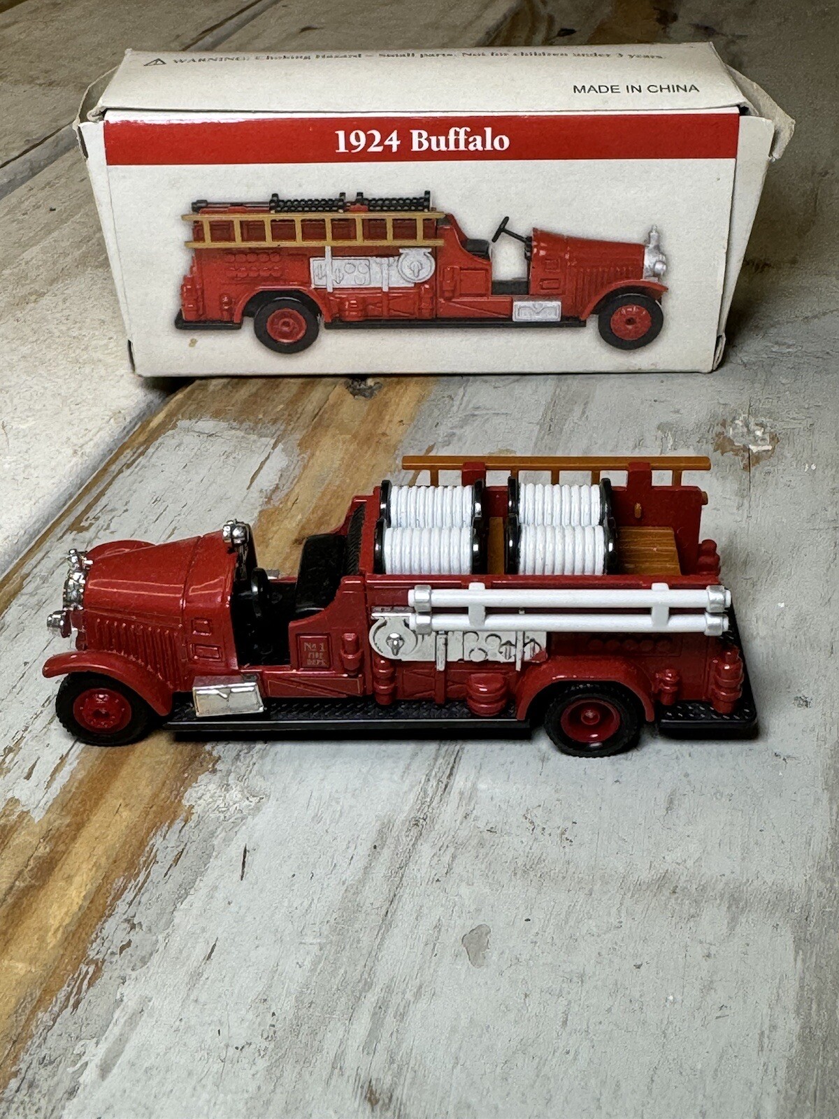Readers Digest 1924 Buffalo Model Fire Truck HF 433 1:64 Diecast With ...
