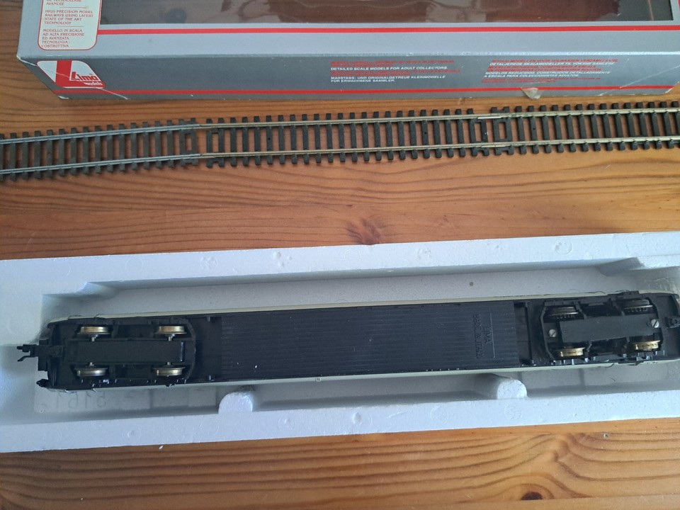 00 GAUGE LIMA CLASS 156 DMU SUPER SPRINTER REGIONAL RAILWAYS LIVERY ...