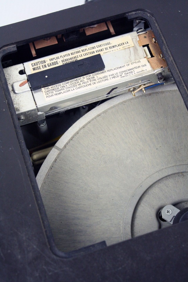 RCA Selectavision Videodisc CED Player Model SGT-075 - WORKS + 11 discs ...