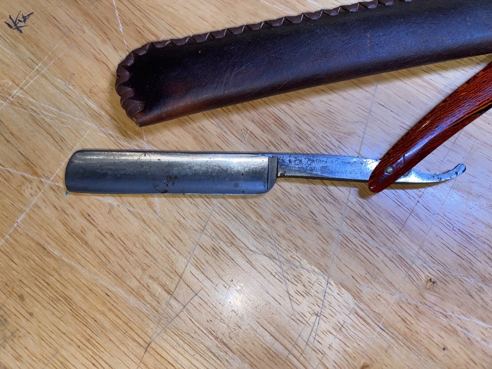 Set of 6 Very Nice Straight Razors - All With Cases - Various Brands ...