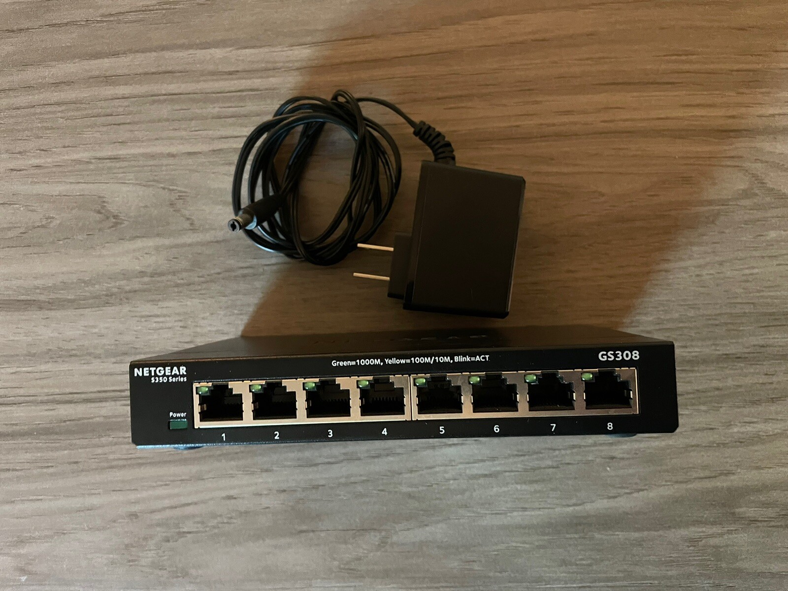 NETGEAR GS308v3 s350 8 Gigabit Port Unmanaged Ethernet Switch ...