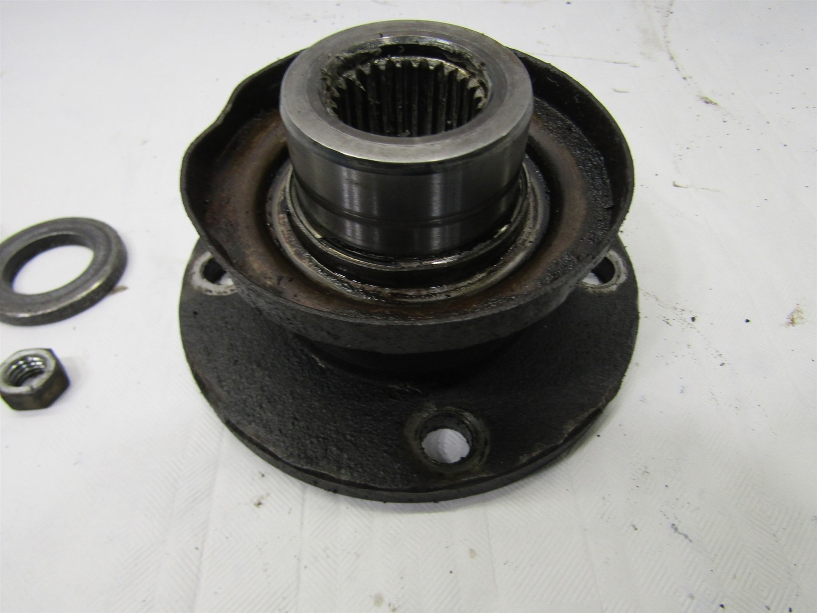 Mitsubishi Delica L400 94- 2.8 rear axle diff differential prop shaft ...