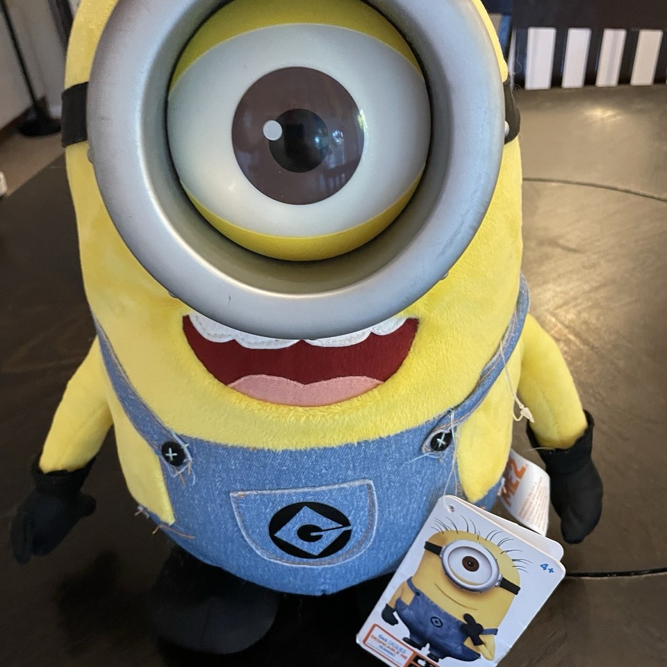 Despicable Me Stuart Minion Jumbo 16” Plush Thinkway Universal Lights ...
