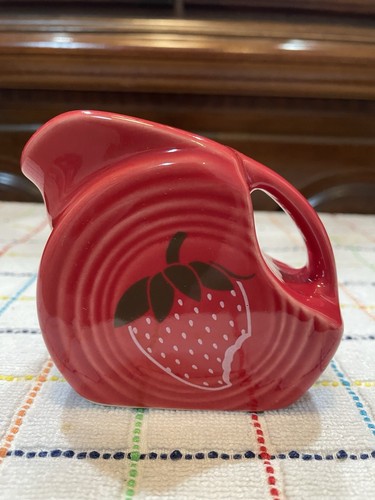 Fiesta FTCCO Strawberry Mini Disk Pitcher On Scarlet Exclusive 2025 ...