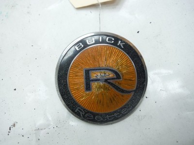 1990 BUICK REATTA 2DR A/T FRONT HOOD EMBLEM OEM 1988 1989 1991 | eBay