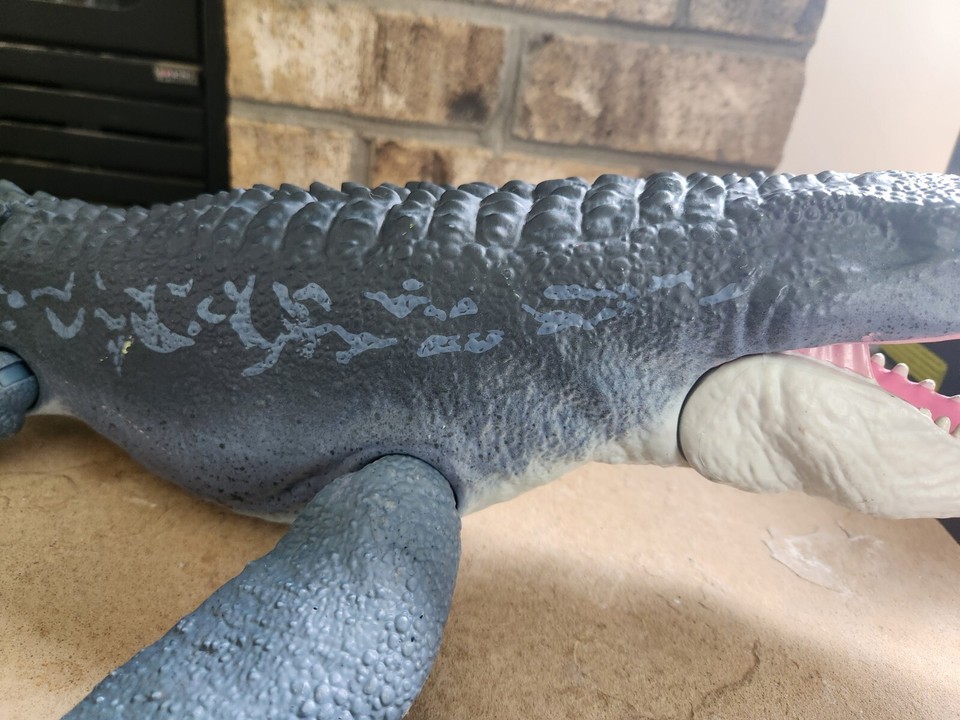 Mosasaurus Jurassic World Fallen Kingdom Real Feel 28" Dinosaur Figure ...