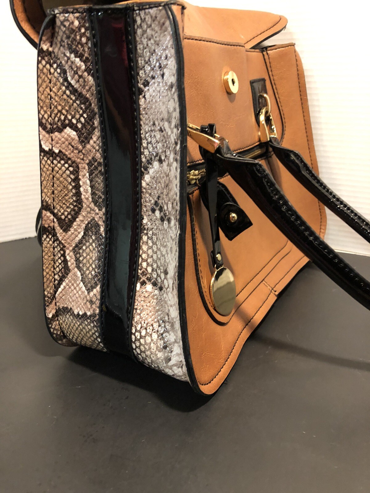 London Fog Handbag Snake Skin Texture Patent Brown Bl… - Gem