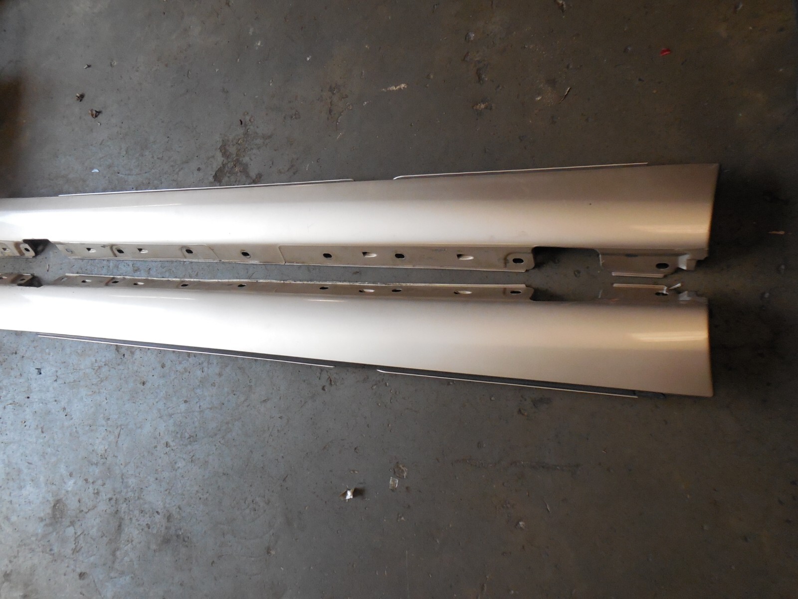 01-04 Mercedes W203 C230 C240 C320 Sedan Pair of Side Skirt Rocker ...