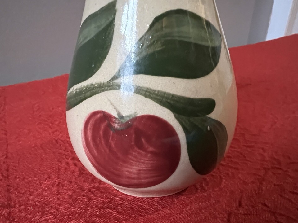 WATT POTTERY APPLE Pepper Shaker Advertising 3 Leaf Tyler Feed Purina ...