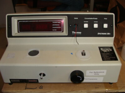 Analytical Instruments - Spectronic 20D