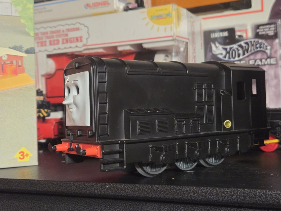 Lionel CGI DIESEL thomas And Friends 2011 Lioncheif BODY LOOSE AND NO ...