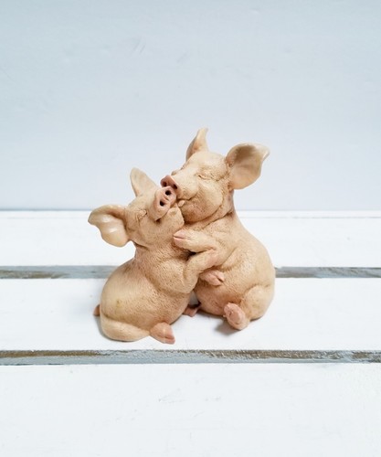 Vintage Castagna Italy Kissing Pigs Figurine Resin Honeymoon Pigs ...