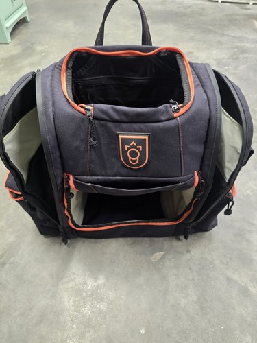 Squatch The Legend 2.0 Charcoal/Salmon With Cooler Disc Golf Bag | eBay