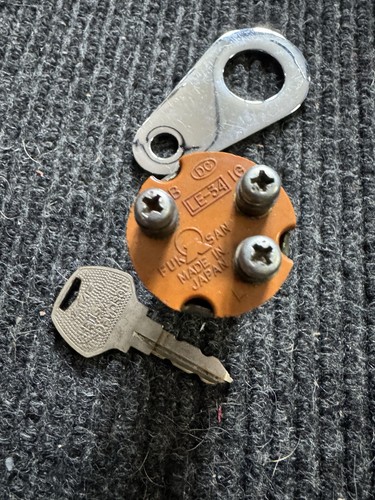 OEM Harley Shovelhead Sportster FX Ignition Switch w/ Key And Bracket ...