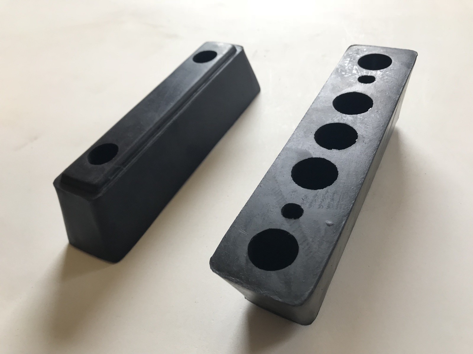 Industrial Rubber Buffers-skip-container-lorry truck-loading-bay ...