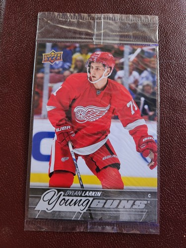 2015/16 Upperdeck. Young Gun Dylan Larkin Sealed | eBay
