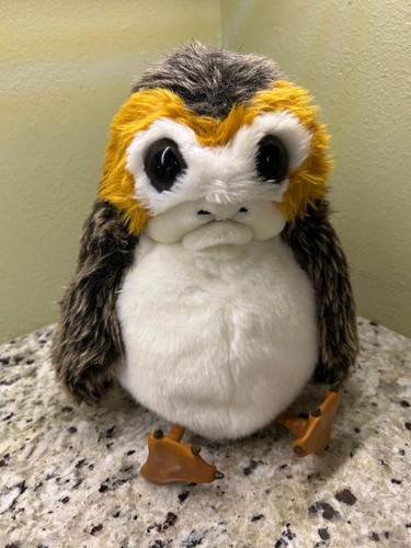 Disney Galaxy's Edge Star Wars Last Jedi Porg Plush Moving Talking Hand ...