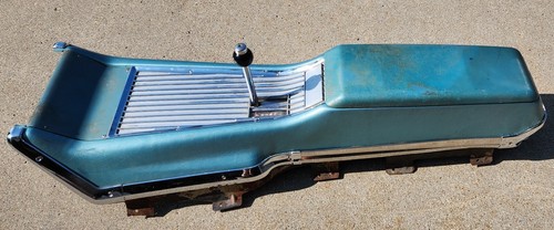 1962 1963 1964 Ford Galaxie 500 XL Blue Center Console with shifter and ...