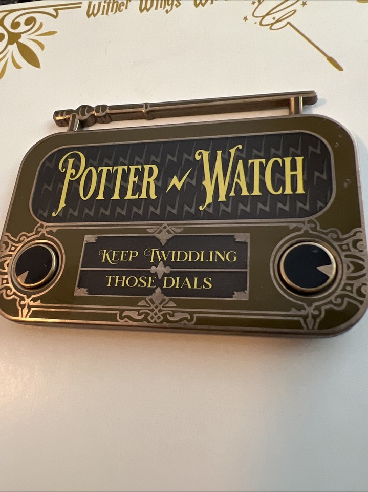 Wither Wings Potter Watch Radio Pin Badge MOVING Harry Potter Wizarding ...