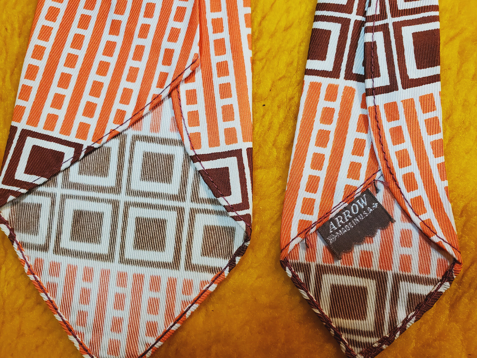 1940s 1950s VINTAGE ARROW TIE ~PEACH & BROWN ~ BOLD S… - Gem