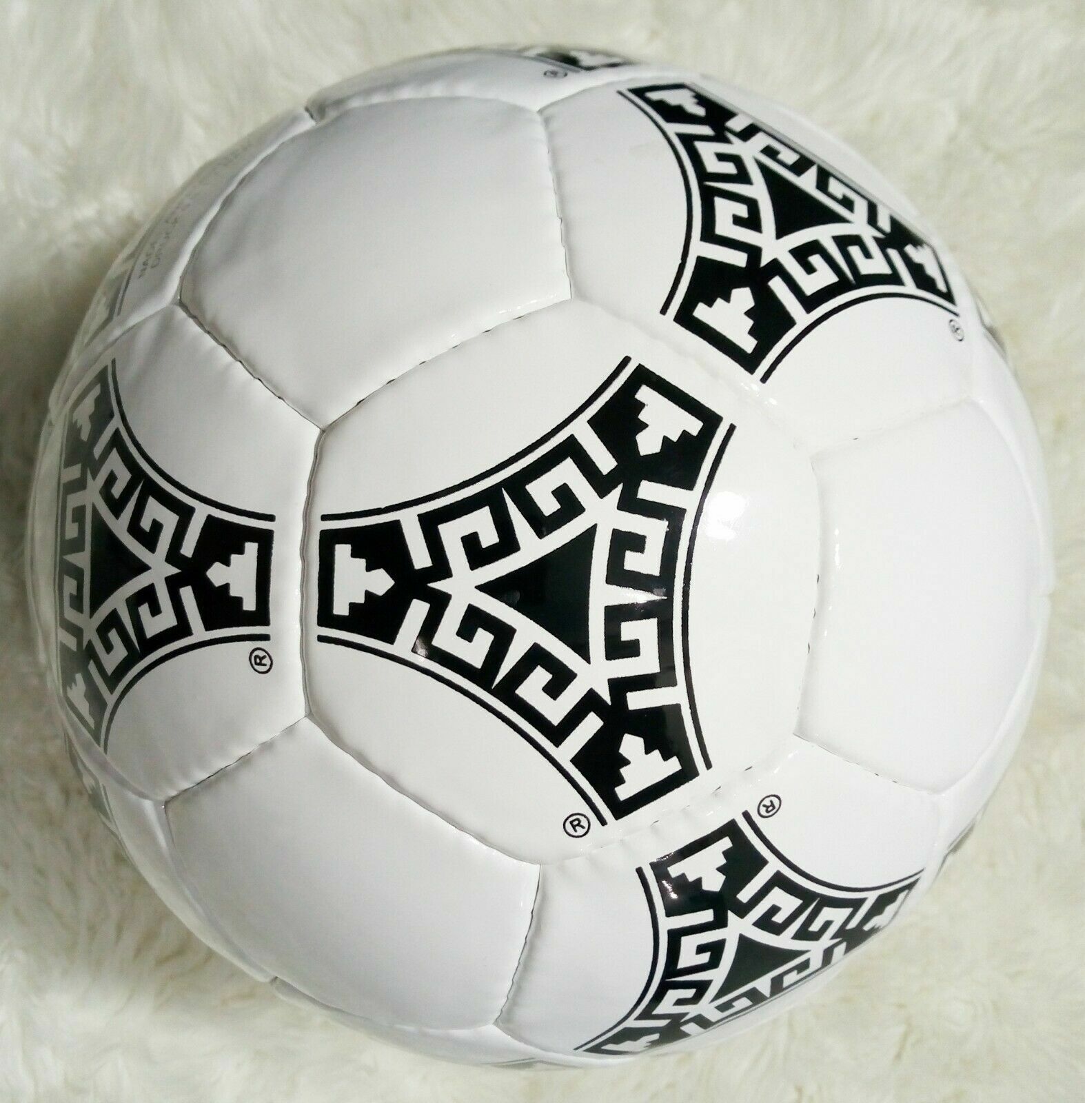 ADIDAS AZTECA SOCCER BALL | OFFICIAL MATCH | Grelly USA