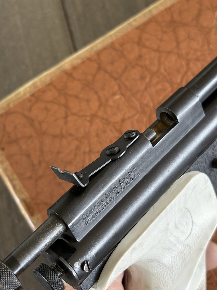Vintage Crosman 112 CO2 Pellet Pistol .22 w/Bulk Fill Tank + Box ...