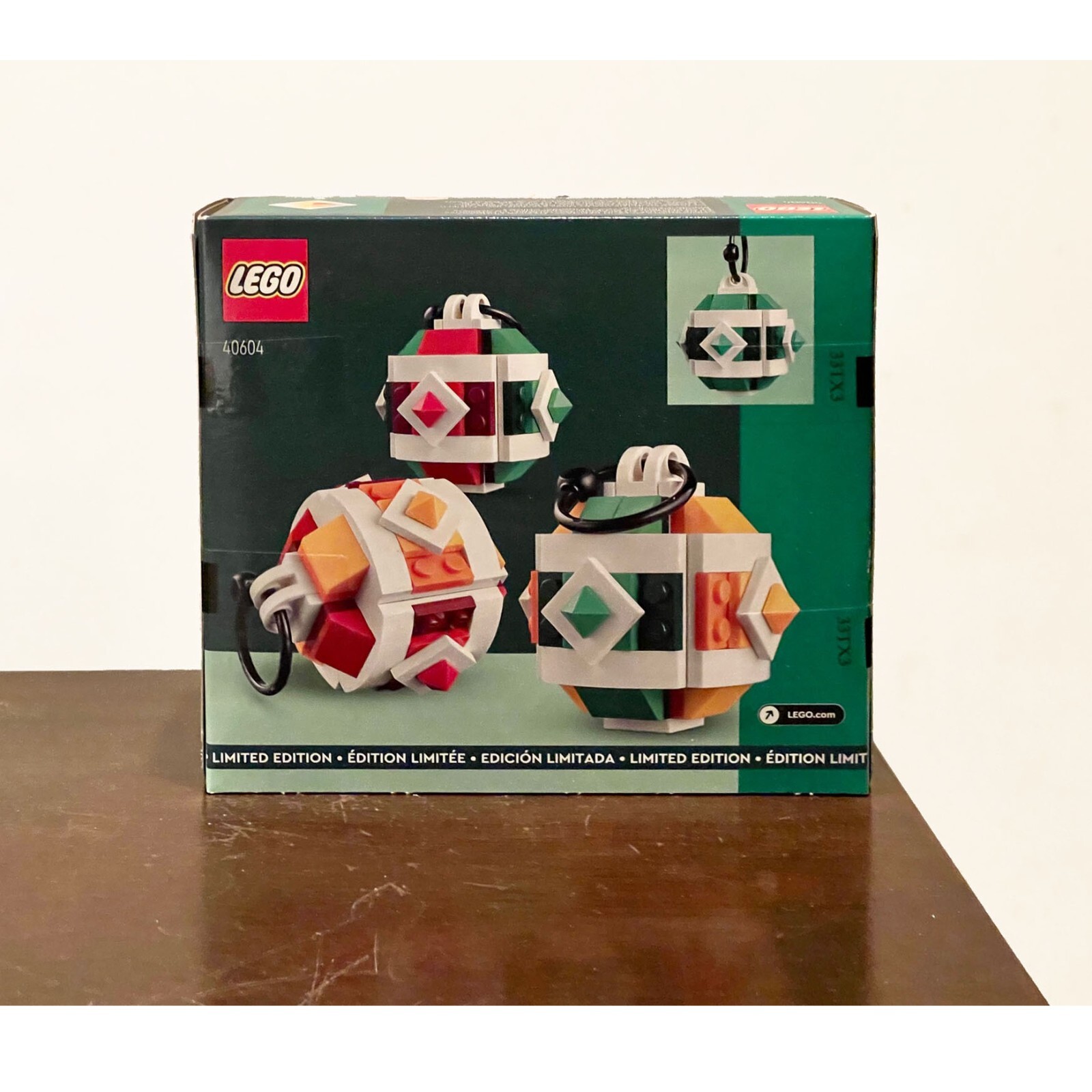 LEGO 40604 Christmas Decor Ornaments Set Limited Edition 182pcs New in ...