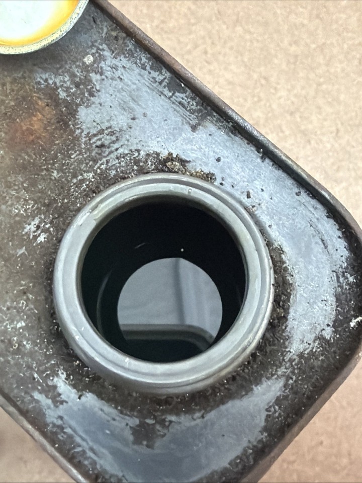 Vintage Texaco Outboard Motor Oil Metal Quart Mostly Full Can Texas ...