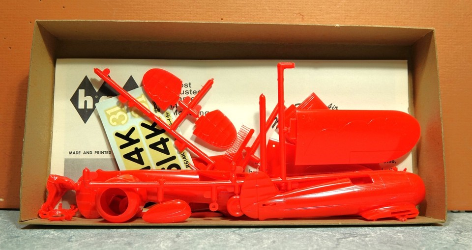 1/48 HAWK TRAVELAIRE MYSTERY SHIP RACER MODEL KIT # 640-50 | eBay