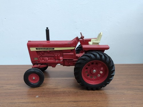 1/16 Ertl Farm Toy International Farmall 856 Tractor Original | eBay