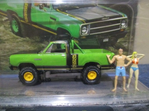 M2 MACHINES 2025 DOIRAMA SERIES R15, 1979 DODGE 150 MACHO POWER WAGON ...