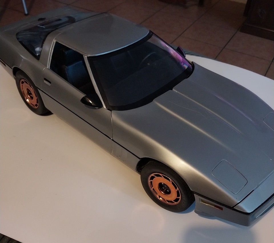 Vintage Built 1/8 scale Monogram 1985 Corvette Coupe Model | eBay