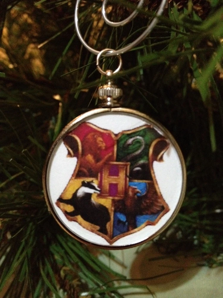 Hogwarts Logo Pottermore