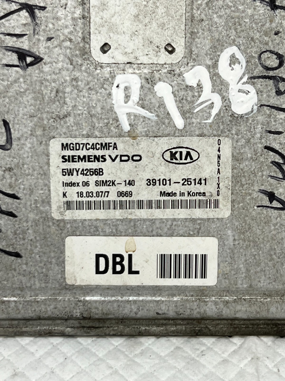 2007 KIA OPTIMA Engine Control Module Unit ECM 39101-25141 OEM (R 138 ...