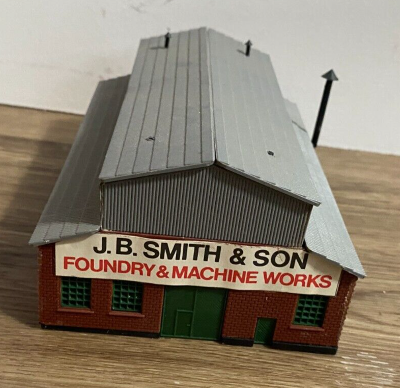N scale Heljan Foundry Building J. B. Smith & Son Foundry And Machine ...