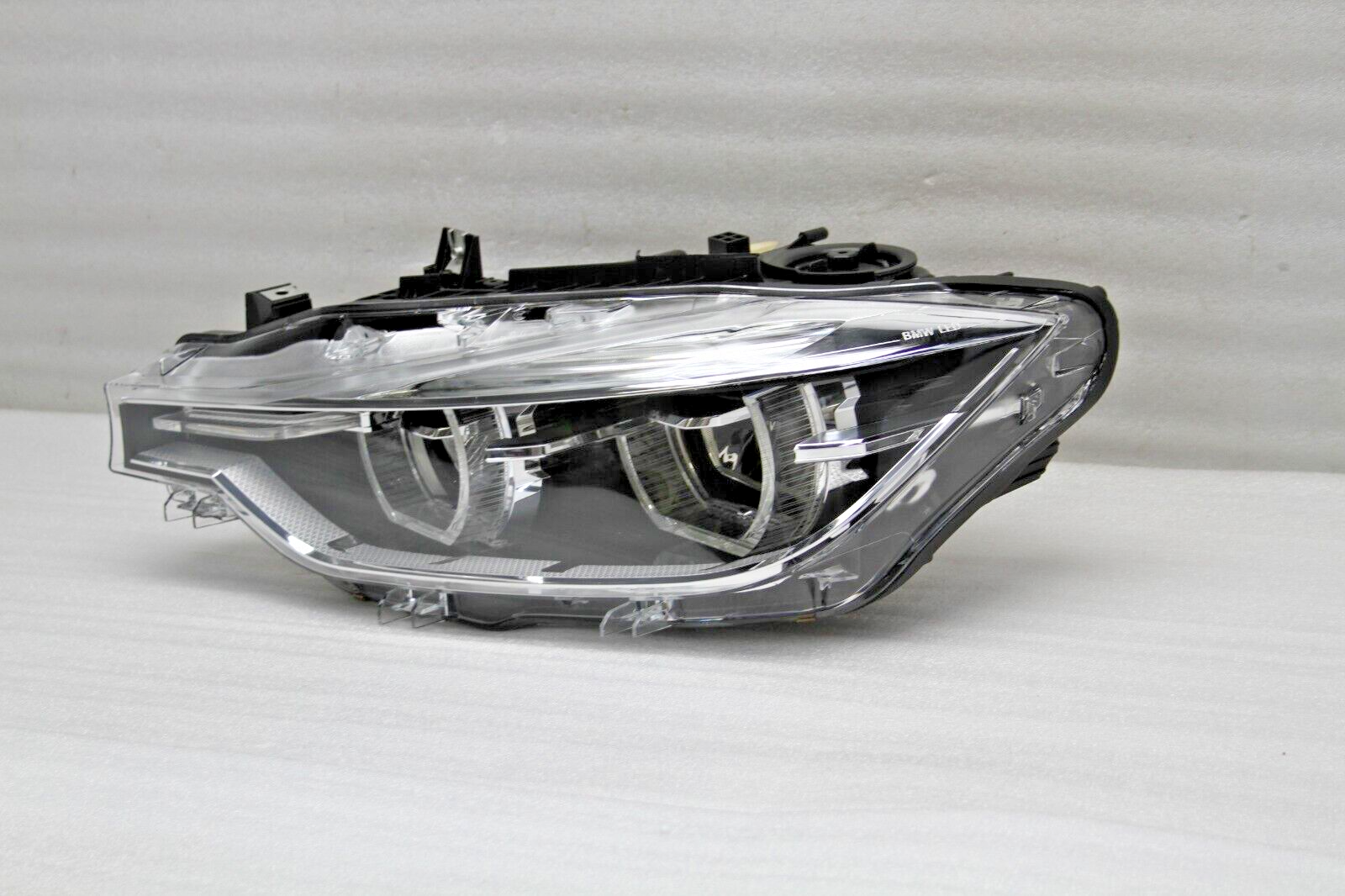 Driver Left LED Headlamp 63118496159 Fits 2020 BMW 330i OEM for sale ...