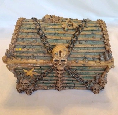 Disney Parks Exclusive Pirates of the Caribbean Davy Jones Treasure ...