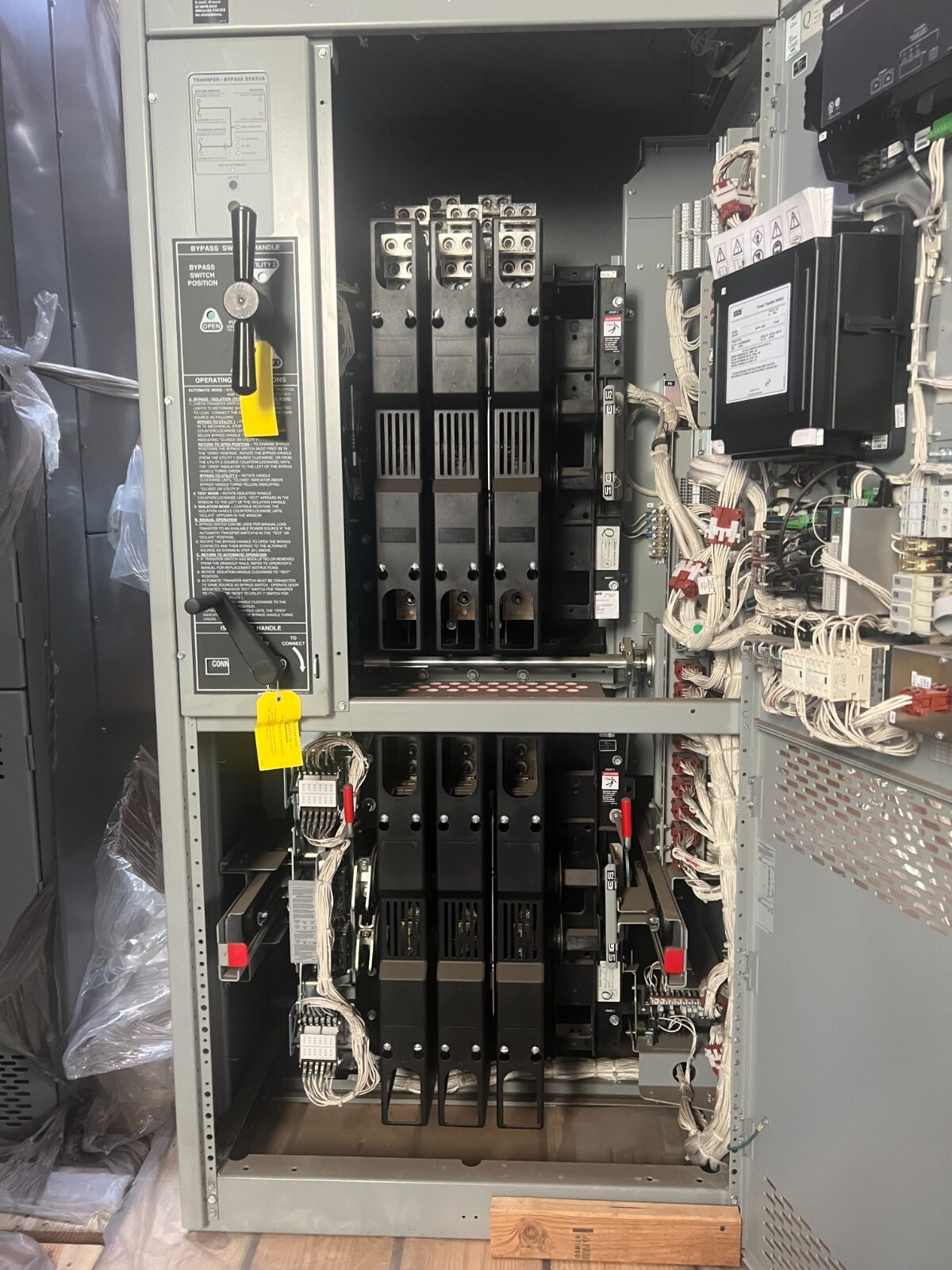 TRANSFER SWITCH NEMA 1 800 AMP 480 V H7ADTB030800N5XC | eBay