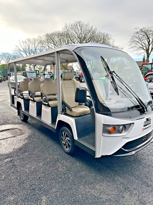 Shuttle Bus Golf Customized Electric Tourist Car Transportation