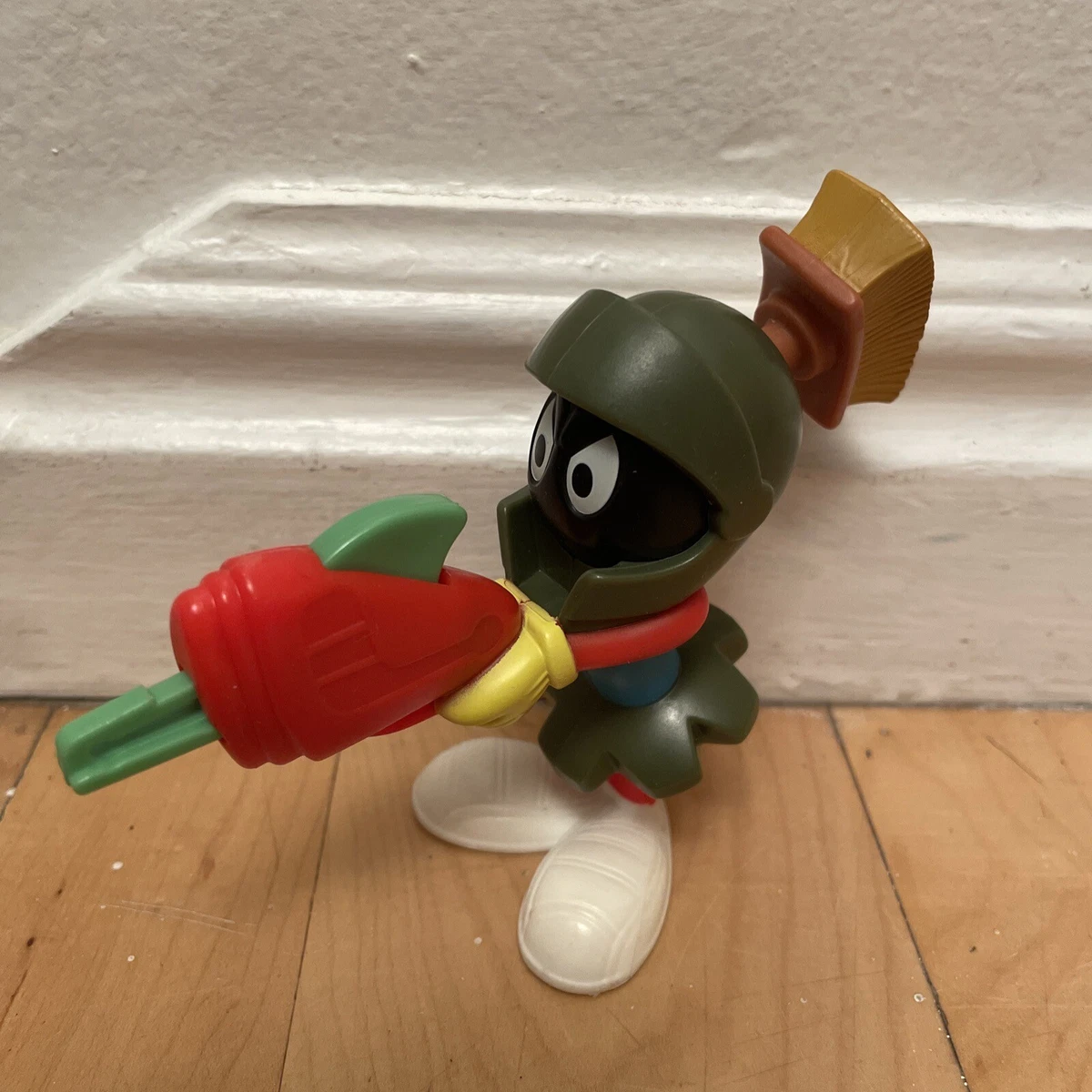 Marvin The Martian Ray Gun