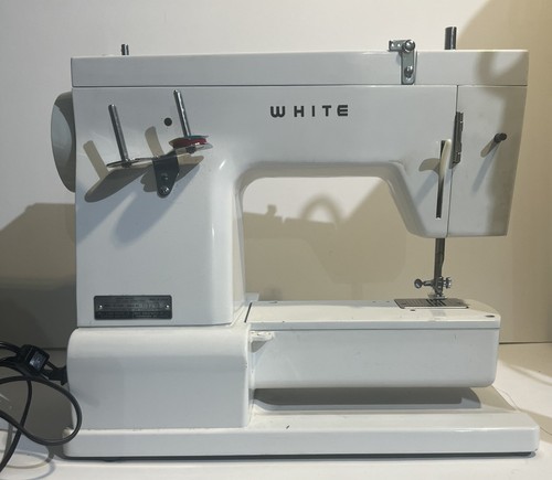 Vintage WHITE Sewing Machine Model 734 with Pedal | eBay