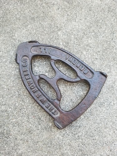Vintage “W H Howell Co. Geneva, ILL.” Cast Iron Dark Brown Iron Rest ...