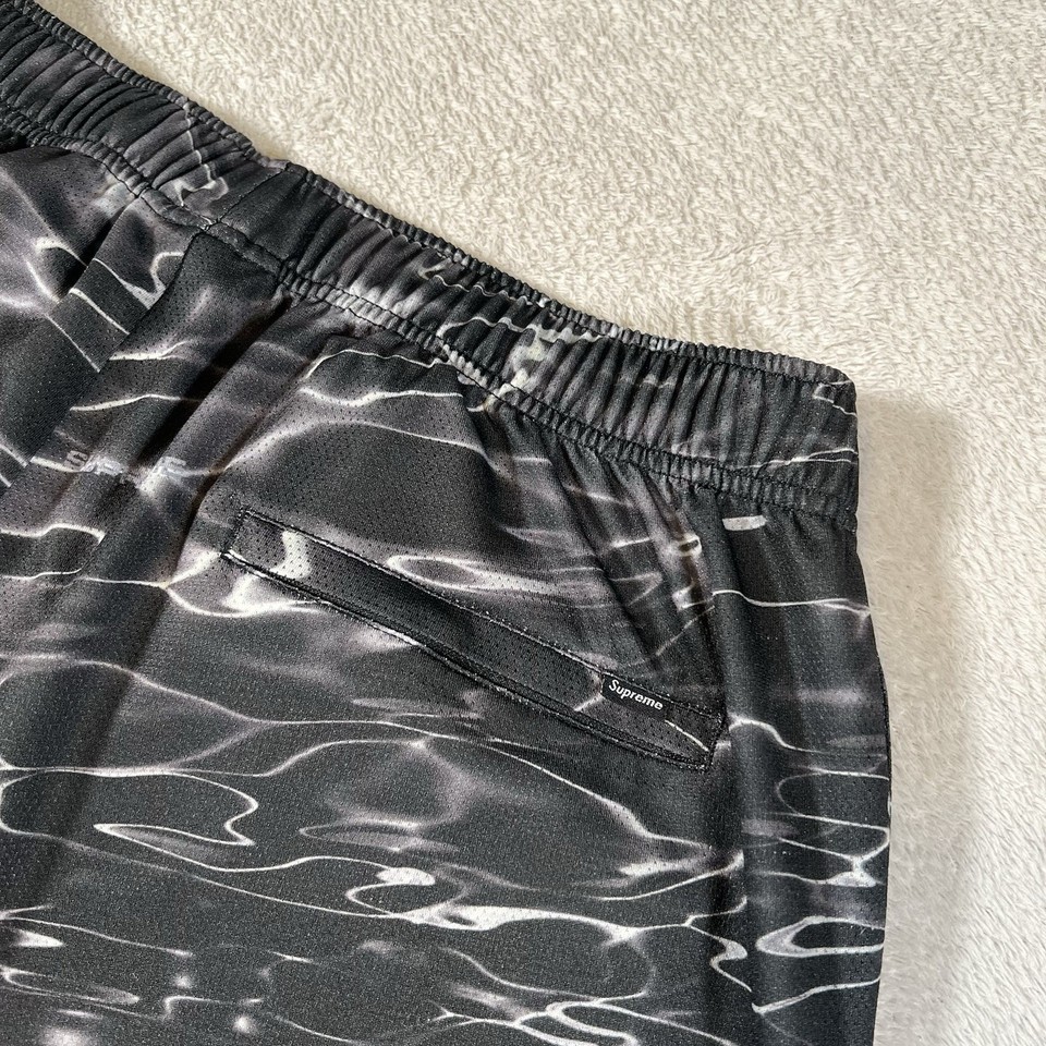 Supreme Ripple Mesh Shorts Men's Size Medium Black 2017 Drawstrings ...