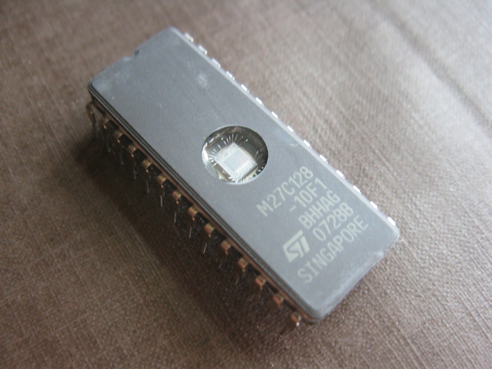 10 pcs 27C128 UV EPROM M27C128 *USA SELLER* | eBay