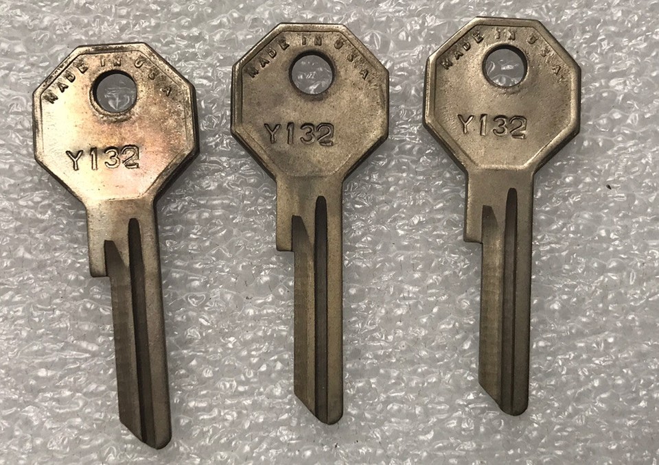 3X Vintage Curtis Key Co. Blank Key "Bulldog Logo" No. Y132 Made in USA ...