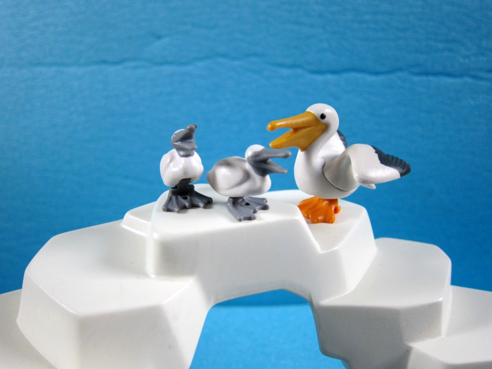 PLAYMOBIL PENGUIN & SEAL HABITATS, ICE BRIDGE, ESKIMO GUARDS,& ANIMALS ...