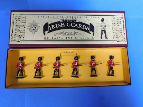 Britains Toy Soldiers set 8805 Irish Guards *ST | eBay