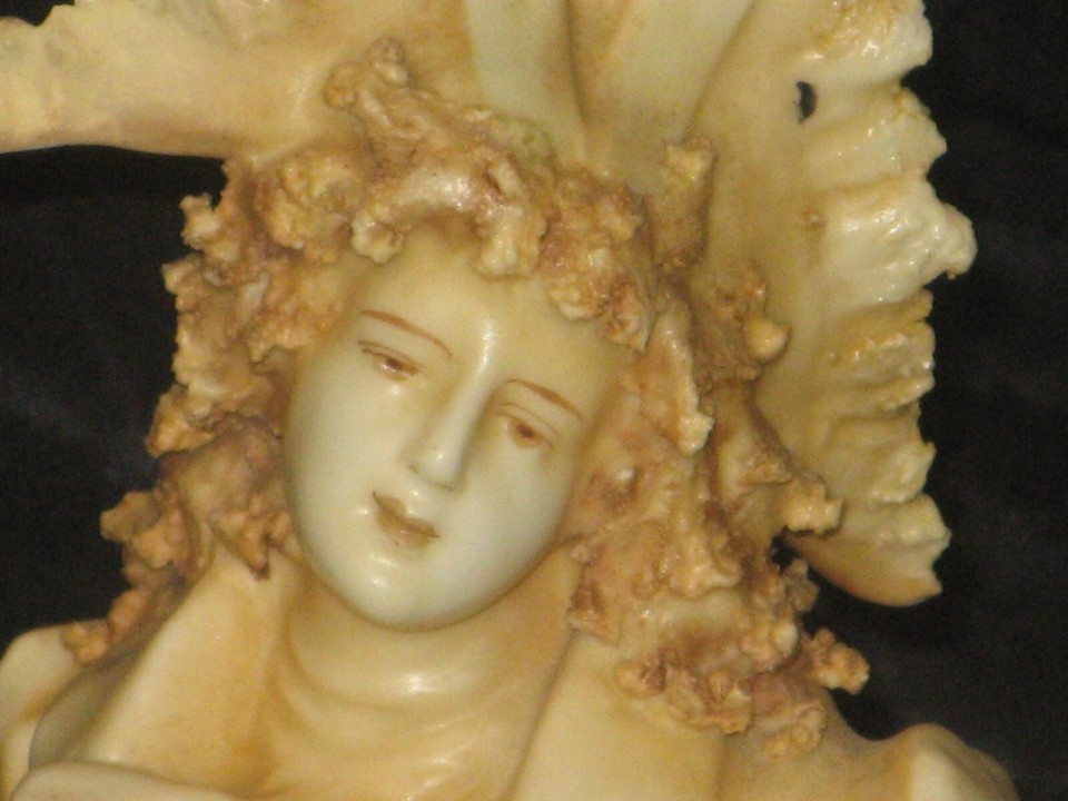 BEAUTIFUL SMALL EXQUISITE ANTIQUE BUST 5 5/8 INCHES | eBay