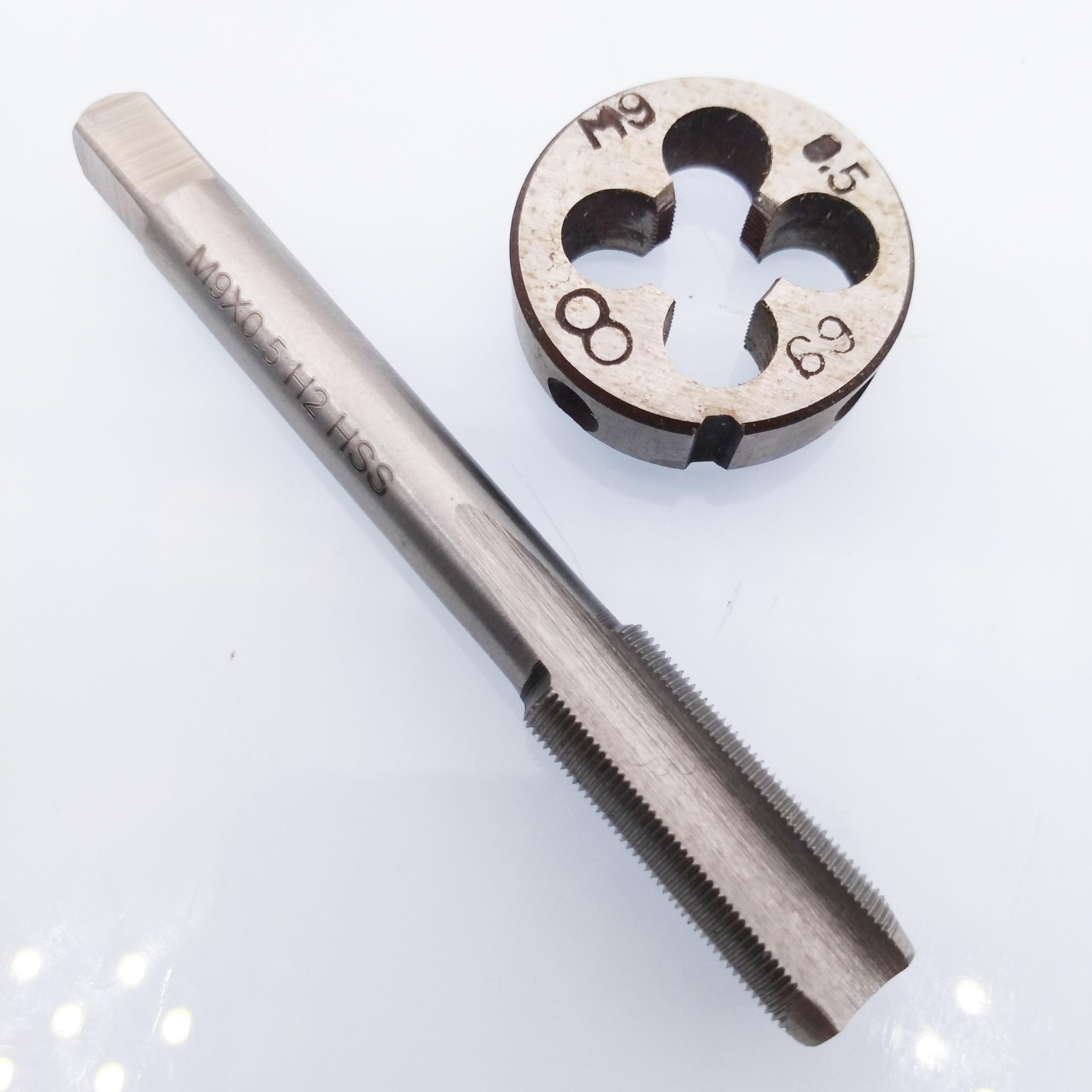 US Stock HSS M9 x 0.5mm Tap & M9 x 0.5mm Die Metric Thread Right Hand ...
