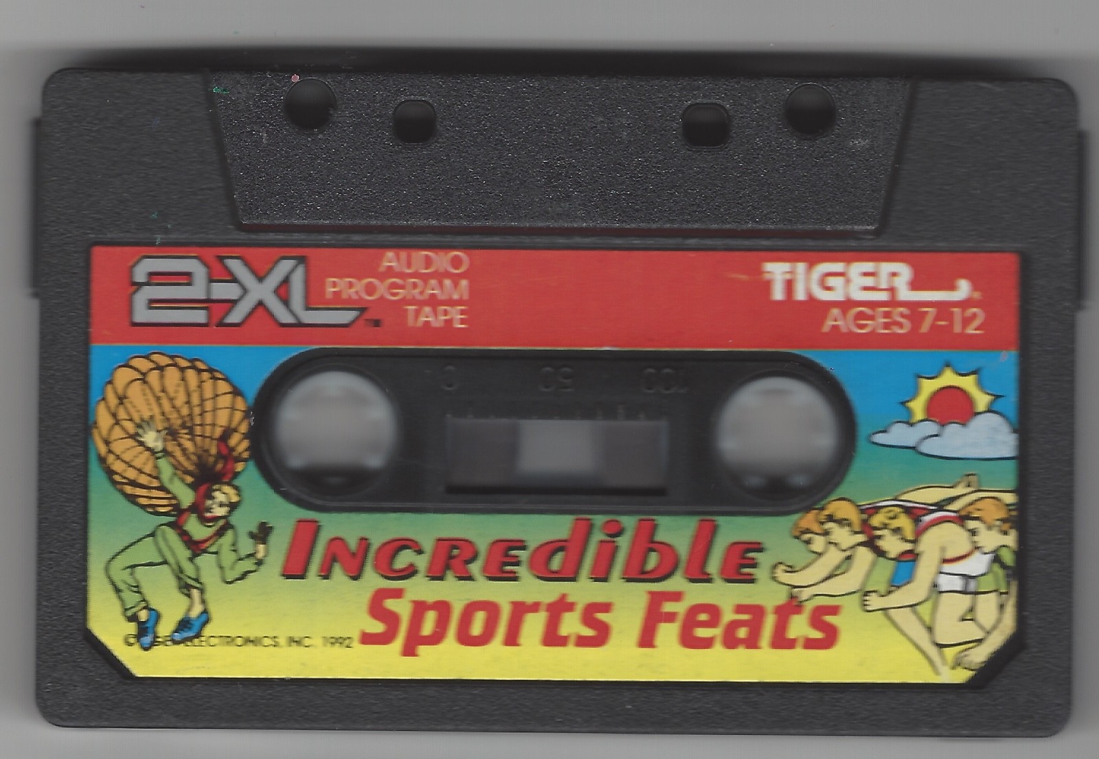 TIGER ELECTRONICS 2XL TALKING ROBOT CASSETTE TAPE PLAYER INCREDIBLE ...